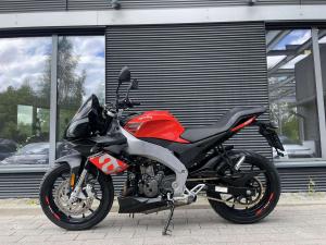 Aprilia Tuono 2017 in Riga, with an engine capacity of 0.13 L and mileage of 9 thousand km for 2799 €, photo 3 on AUTOMOTO.COM.LV