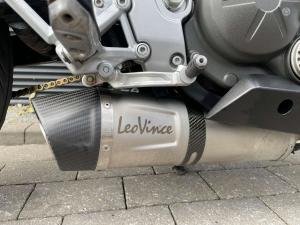 Aprilia Tuono 2017 in Riga, with an engine capacity of 0.13 L and mileage of 9 thousand km for 2799 €, photo 14 on AUTOMOTO.COM.LV