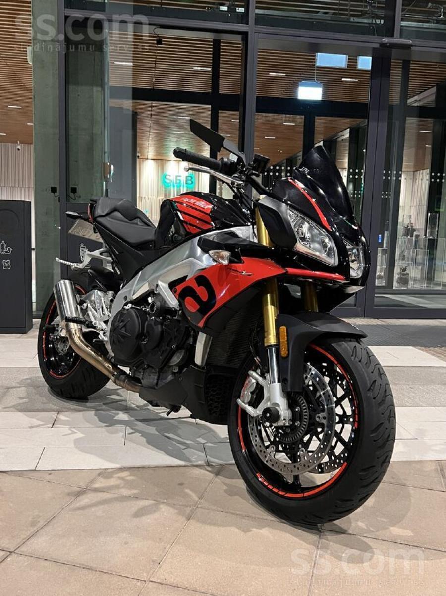 Aprilia Tuono 2017 in Riga, with an engine capacity of 1.10 L and mileage of 0 thousand km for 7900 €, photo 1 on AUTOMOTO.COM.LV