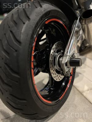 Aprilia Tuono 2017 in Riga, with an engine capacity of 1.10 L and mileage of 0 thousand km for 7900 €, photo 6 on AUTOMOTO.COM.LV