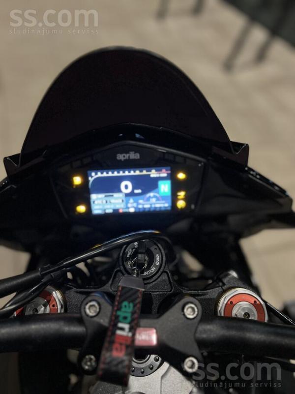 Aprilia Tuono 2017 Rīga, ar dzinēja tilpumu 1.10 L un nobraukumu 0 tūkst. km par 7900 €, foto 11 vietnē AUTOMOTO.COM.LV