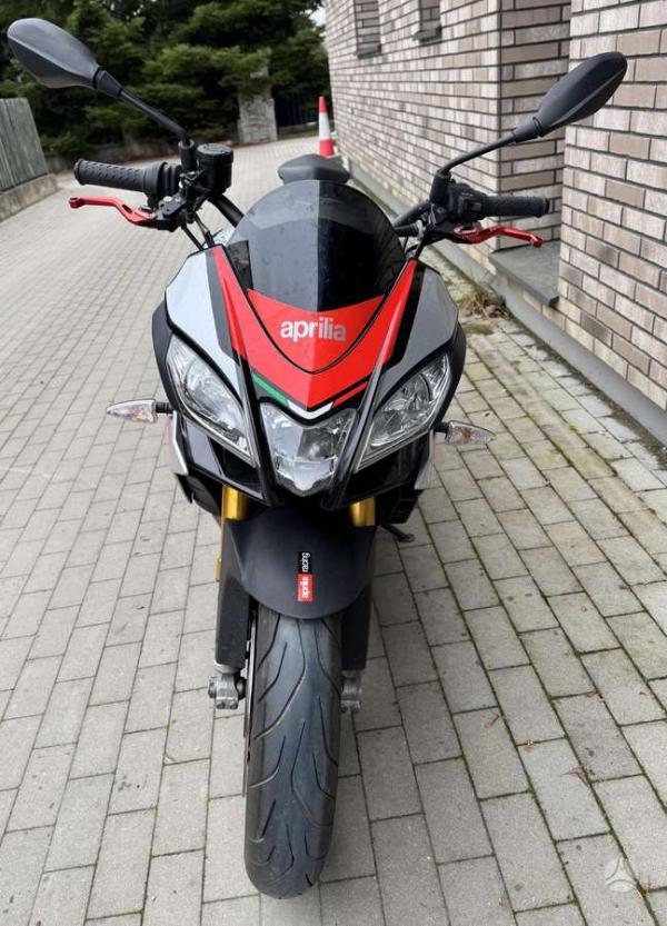 Aprilia Tuono 2018 in Vilnius, with an engine capacity of 1.08 L and mileage of 15 thousand km for 8000 €, photo 3 on AUTOMOTO.COM.LV