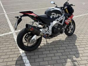 Aprilia Tuono 2018 Viļņa, ar dzinēja tilpumu 1.10 L un nobraukumu 18 tūkst. km par 7500 €, foto  vietnē AUTOMOTO.COM.LV