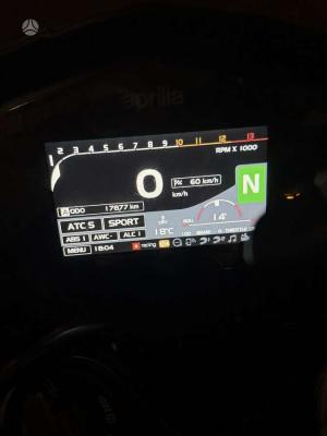 Aprilia Tuono 2018 Viļņa, ar dzinēja tilpumu 1.10 L un nobraukumu 18 tūkst. km par 7500 €, foto 6 vietnē AUTOMOTO.COM.LV