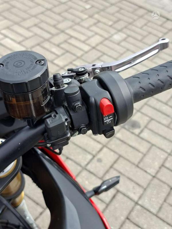 Aprilia Tuono 2019 Viļņa, ar dzinēja tilpumu 1.10 L un nobraukumu 39 tūkst. km par 9100 €, foto 9 vietnē AUTOMOTO.COM.LV