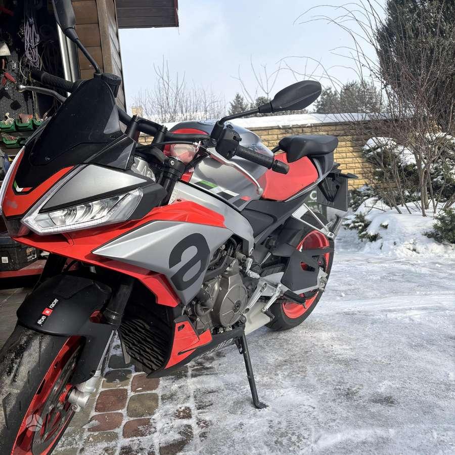 Aprilia Tuono 2021 Kauņa, ar dzinēja tilpumu 0.66 L un nobraukumu 16 tūkst. km par 5999 €, foto 7 vietnē AUTOMOTO.COM.LV
