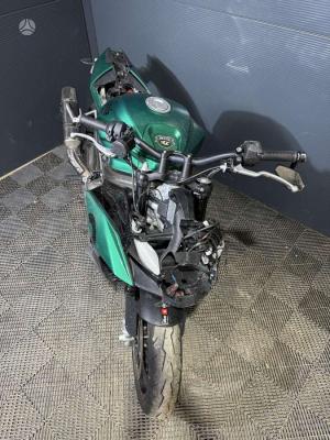 Aprilia Tuono 2021 in Taurage, with an engine capacity of 0.66 L and mileage of 7 thousand km for 2950 €, photo 3 on AUTOMOTO.COM.LV