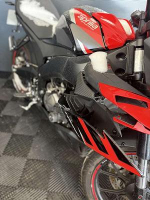 Aprilia Tuono 2022 Tauragė, ar dzinēja tilpumu 0.13 L un nobraukumu 7 tūkst. km par 2200 €, foto 2 vietnē AUTOMOTO.COM.LV
