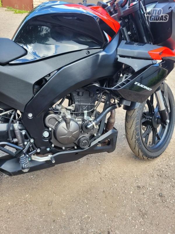 Aprilia Tuono 2022 Kauņa, ar dzinēja tilpumu 0.13 L un nobraukumu 20 tūkst. km par 2950 €, foto 4 vietnē AUTOMOTO.COM.LV