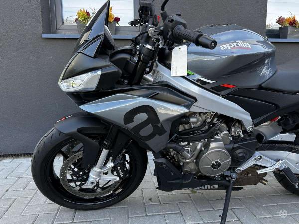 Aprilia Tuono 2023 Kauņa, ar dzinēja tilpumu 0.66 L un nobraukumu 11 tūkst. km par 3100 €, foto 3 vietnē AUTOMOTO.COM.LV
