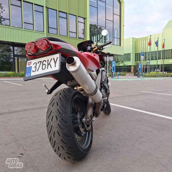 Sarkans Aprilia Tuono 2003 Kauņa, ar dzinēja tilpumu 1.00 L un nobraukumu 57 tūkst. km par 2550 €, foto 4 vietnē AUTOMOTO.COM.LV