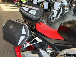 Red Aprilia Tuono 2022 in Tallinn, with an engine capacity of 0.66 L and mileage of 56 thousand km for 4990 €, photo 7 on AUTOMOTO.COM.LV
