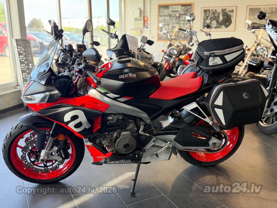 Red Aprilia Tuono 2022 in Tallinn, with an engine capacity of 0.66 L and mileage of 56 thousand km for 4990 €, photo 14 on AUTOMOTO.COM.LV