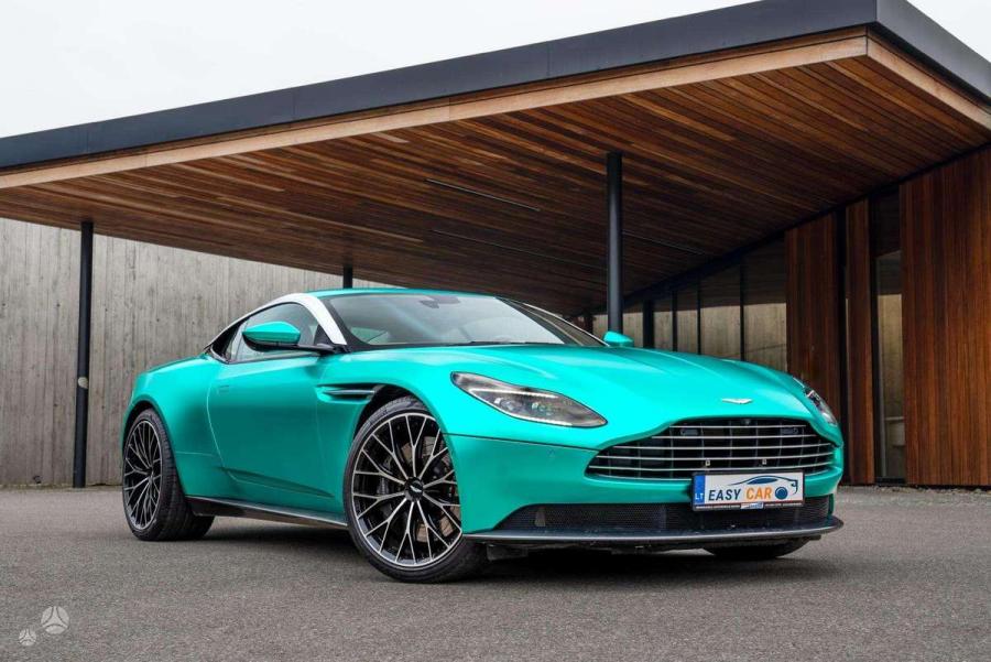 Pelēks Aston Martin DB11 2021 Viļņa, ar dzinēja tilpumu 4.00 L un nobraukumu 24 tūkst. km par 96000 €, foto 2 vietnē AUTOMOTO.COM.LV
