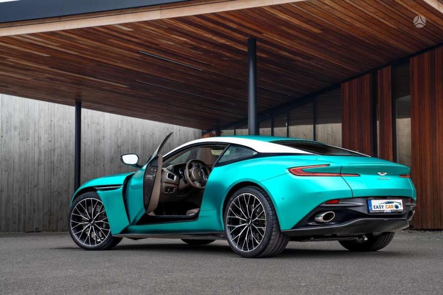 Pelēks Aston Martin DB11 2021 Viļņa, ar dzinēja tilpumu 4.00 L un nobraukumu 27 tūkst. km par 96000 €, foto 14 vietnē AUTOMOTO.COM.LV