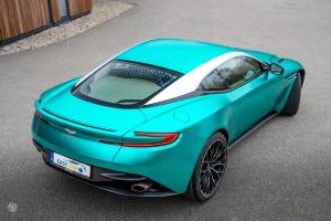 Pelēks Aston Martin DB11 2021 Viļņa, ar dzinēja tilpumu 4.00 L un nobraukumu 27 tūkst. km par 96000 €, foto 19 vietnē AUTOMOTO.COM.LV