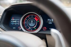 Pelēks Aston Martin DB11 2021 Viļņa, ar dzinēja tilpumu 4.00 L un nobraukumu 27 tūkst. km par 96000 €, foto 28 vietnē AUTOMOTO.COM.LV