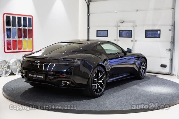Black Aston Martin DB12 2024 in Tallinn, with an engine capacity of 4.00 L and mileage of 2 thousand km for 267413 €, photo 5 on AUTOMOTO.COM.LV