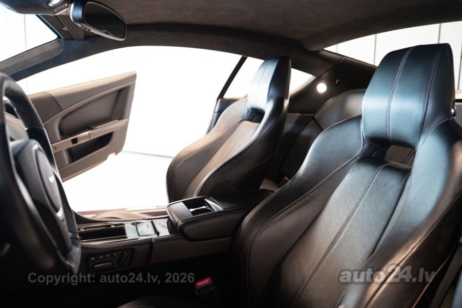 Melns Aston Martin DB9 2009 Tallina, ar dzinēja tilpumu 5.90 L un nobraukumu 46 tūkst. km par 59000 €, foto 21 vietnē AUTOMOTO.COM.LV