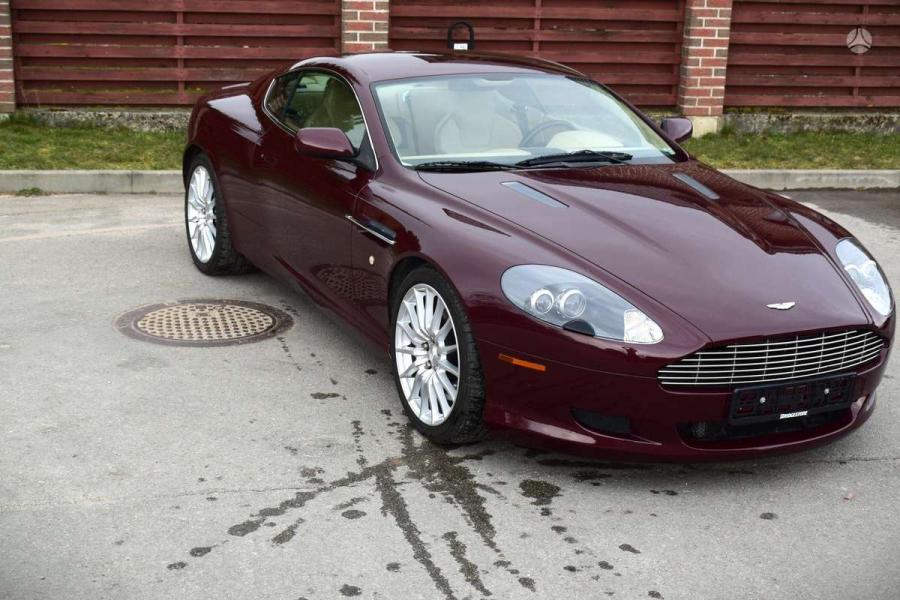 Red Aston Martin DB9 2005 in Klaipeda, with an engine capacity of 5.94 L and mileage of 106 thousand km for 34900 €, photo 4 on AUTOMOTO.COM.LV