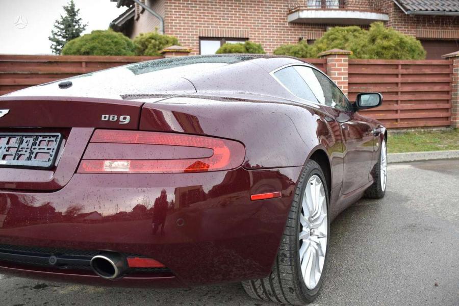 Red Aston Martin DB9 2005 in Klaipeda, with an engine capacity of 5.94 L and mileage of 106 thousand km for 34900 €, photo 5 on AUTOMOTO.COM.LV
