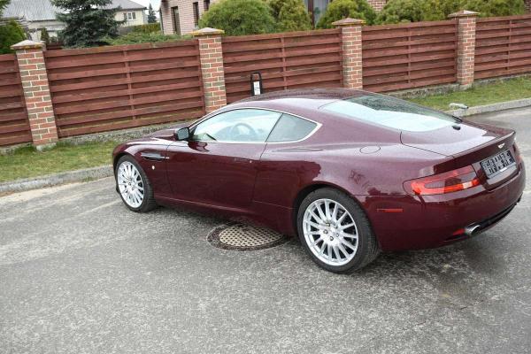 Red Aston Martin DB9 2005 in Klaipeda, with an engine capacity of 5.94 L and mileage of 106 thousand km for 34900 €, photo 6 on AUTOMOTO.COM.LV