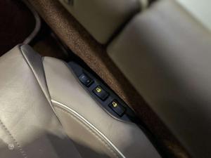 Balts Aston Martin DB9 2015 Viļņa, ar dzinēja tilpumu 5.94 L un nobraukumu 59 tūkst. km par 69999 €, foto 26 vietnē AUTOMOTO.COM.LV
