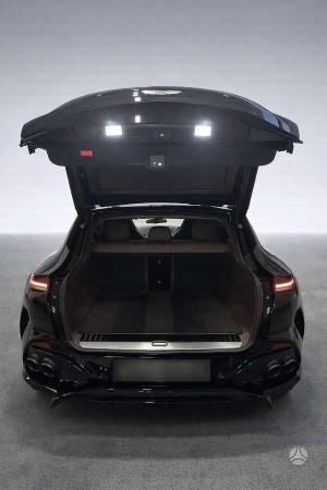 Black Aston Martin DBX 2023 in Vilnius, with an engine capacity of 3.98 L and mileage of 31 thousand km for 159999 €, photo 6 on AUTOMOTO.COM.LV