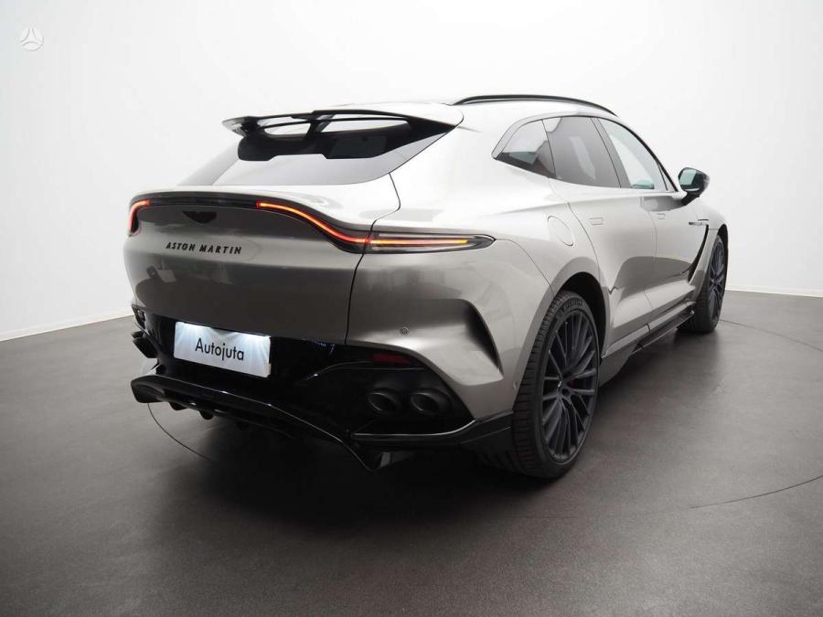 Pelēks Aston Martin DBX 2024 Viļņa, ar dzinēja tilpumu 3.98 L un nobraukumu 9 tūkst. km par 190000 €, foto 5 vietnē AUTOMOTO.COM.LV
