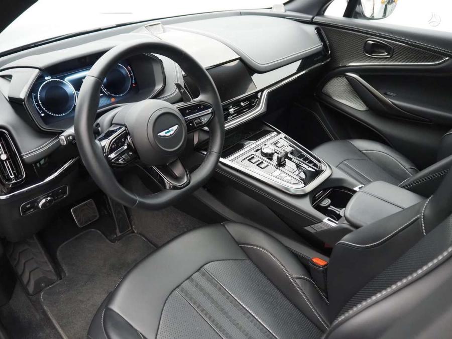 Pelēks Aston Martin DBX 2024 Viļņa, ar dzinēja tilpumu 3.98 L un nobraukumu 9 tūkst. km par 190000 €, foto 11 vietnē AUTOMOTO.COM.LV