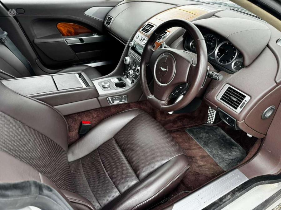 Grey Aston Martin Lagonda 2014 in Vilnius, with an engine capacity of 6.00 L and mileage of 104 thousand km for 35000 €, photo 14 on AUTOMOTO.COM.LV