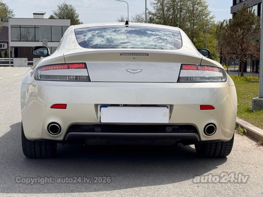 White Aston Martin v8-vantage 2007 in Tallinn, with an engine capacity of 4.30 L and mileage of 33 thousand km for 46500 €, photo 8 on AUTOMOTO.COM.LV