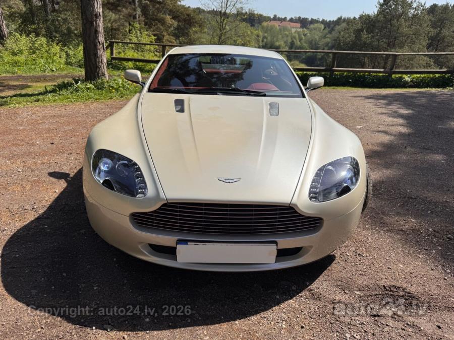 White Aston Martin v8-vantage 2007 in Tallinn, with an engine capacity of 4.30 L and mileage of 33 thousand km for 46500 €, photo 11 on AUTOMOTO.COM.LV