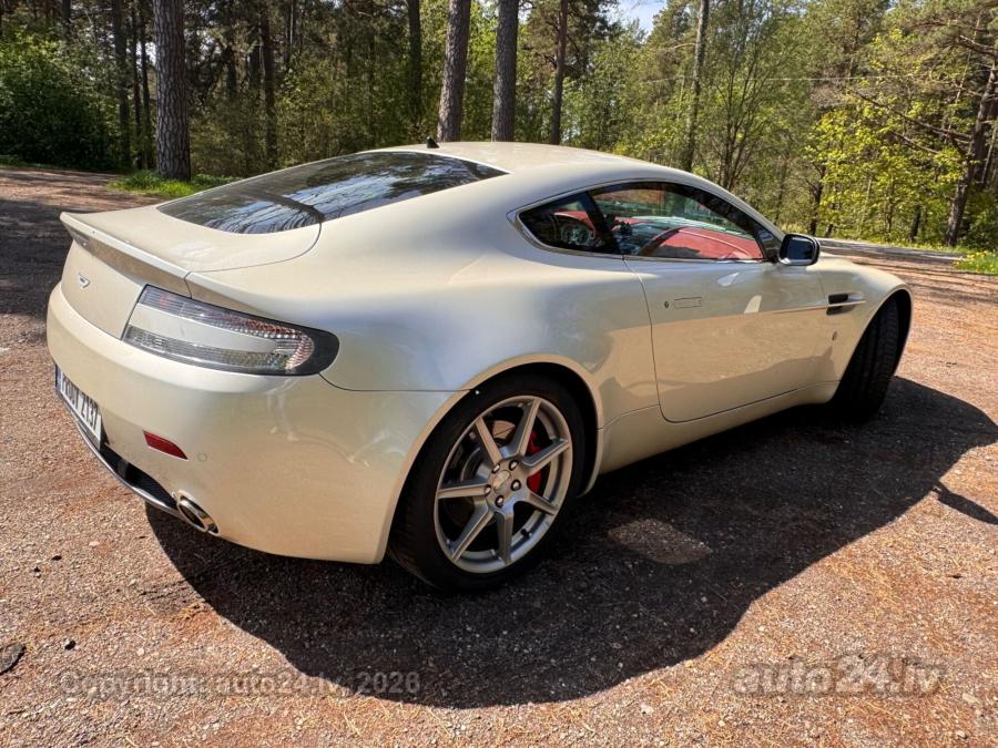 White Aston Martin v8-vantage 2007 in Tallinn, with an engine capacity of 4.30 L and mileage of 33 thousand km for 46500 €, photo 13 on AUTOMOTO.COM.LV