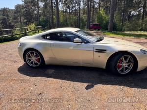 White Aston Martin v8-vantage 2007 in Tallinn, with an engine capacity of 4.30 L and mileage of 33 thousand km for 46500 €, photo 14 on AUTOMOTO.COM.LV