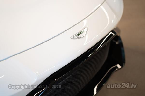 Balts Aston Martin v8-vantage 2019 Tallina, ar dzinēja tilpumu 4.00 L un nobraukumu 41 tūkst. km par 105400 €, foto 4 vietnē AUTOMOTO.COM.LV