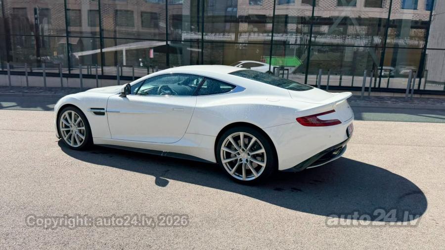 Balts Aston Martin Vanquish 2015 Rīga, ar dzinēja tilpumu 5.95 L un nobraukumu 75 tūkst. km par 115000 €, foto 13 vietnē AUTOMOTO.COM.LV