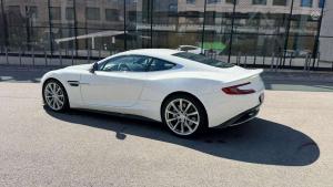 Balts Aston Martin Vanquish 2015 Rīga, ar dzinēja tilpumu 5.94 L un nobraukumu 75 tūkst. km par 112530 €, foto 13 vietnē AUTOMOTO.COM.LV