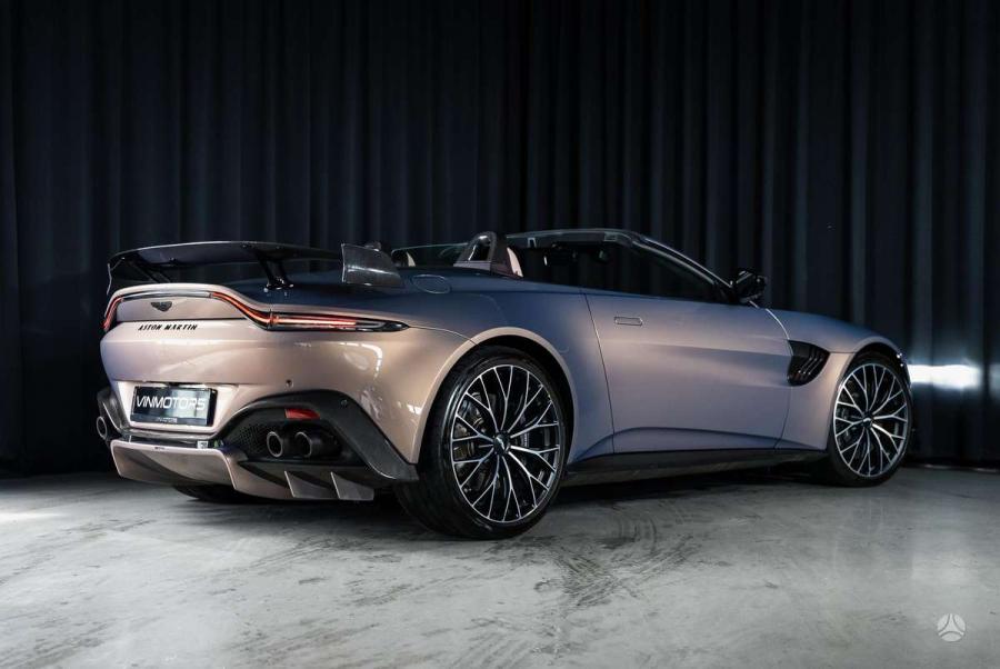 Aston Martin Vantage 2023 in Vilnius, with an engine capacity of 3.98 L and mileage of 4 thousand km for 154998 €, photo 5 on AUTOMOTO.COM.LV