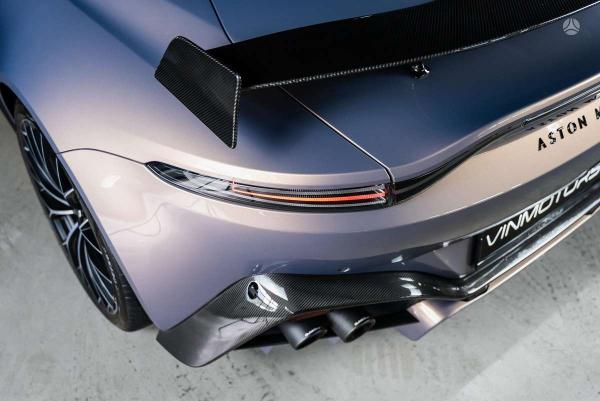 Aston Martin Vantage 2023 in Vilnius, with an engine capacity of 3.98 L and mileage of 4 thousand km for 154998 €, photo 9 on AUTOMOTO.COM.LV