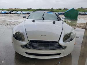 White Aston Martin Vantage 2008 in Kaunas, with an engine capacity of 4.30 L and mileage of 83 thousand km for 25900 €, photo  on AUTOMOTO.COM.LV