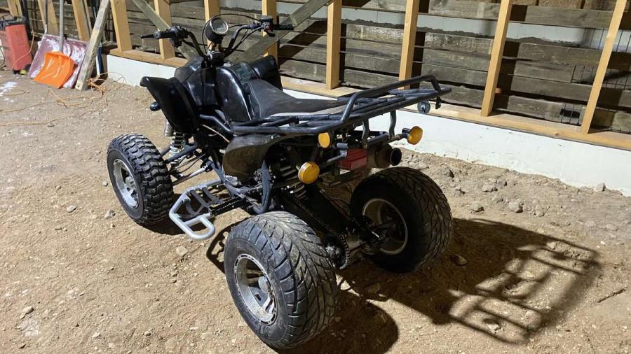 Black ATV 250cc 2008 in Prienai, with an engine capacity of 0.25 L and mileage of 6 thousand km for 850 €, photo 2 on AUTOMOTO.COM.LV