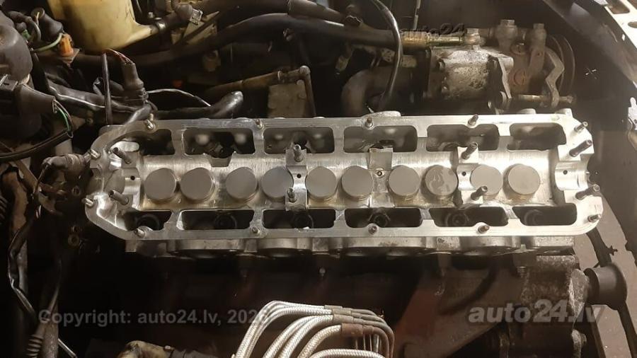 Smilšu krāsa Audi 100 1989 Tallina, ar dzinēja tilpumu 2.30 L un nobraukumu 0 tūkst. km par 15000 €, foto 3 vietnē AUTOMOTO.COM.LV