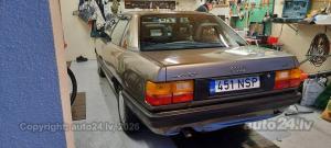 Smilšu krāsa Audi 100 1989 Tallina, ar dzinēja tilpumu 2.30 L un nobraukumu 0 tūkst. km par 15000 €, foto 5 vietnē AUTOMOTO.COM.LV