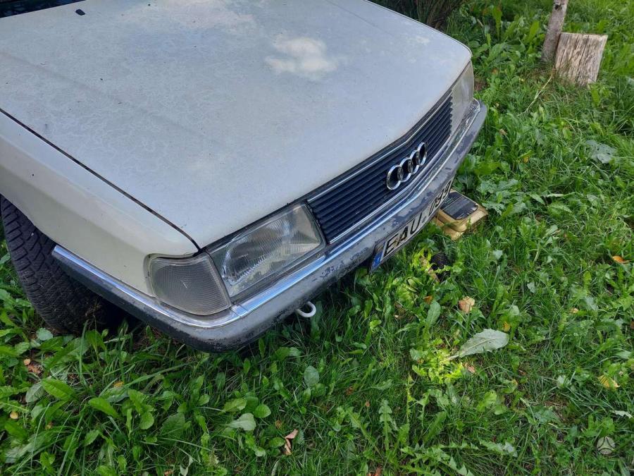 Black Audi 100 1986 in Salcininkai, with an engine capacity of 2.23 L and mileage of 400 thousand km for 2300 €, photo 13 on AUTOMOTO.COM.LV