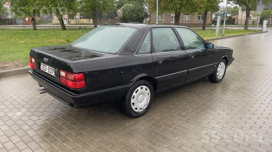 Black Audi 100 1990 in Jelgava, with an engine capacity of 2.30 L and mileage of 250 thousand km for 2000 €, photo 5 on AUTOMOTO.COM.LV
