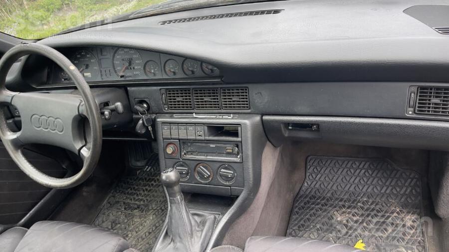 Black Audi 100 1990 in Jelgava, with an engine capacity of 2.30 L and mileage of 250 thousand km for 2000 €, photo 12 on AUTOMOTO.COM.LV