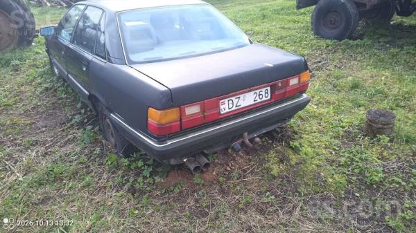 Black Audi 100 1990 in Balvi, with an engine capacity of 2.30 L and mileage of 420 thousand km for 1000 €, photo 1 on AUTOMOTO.COM.LV