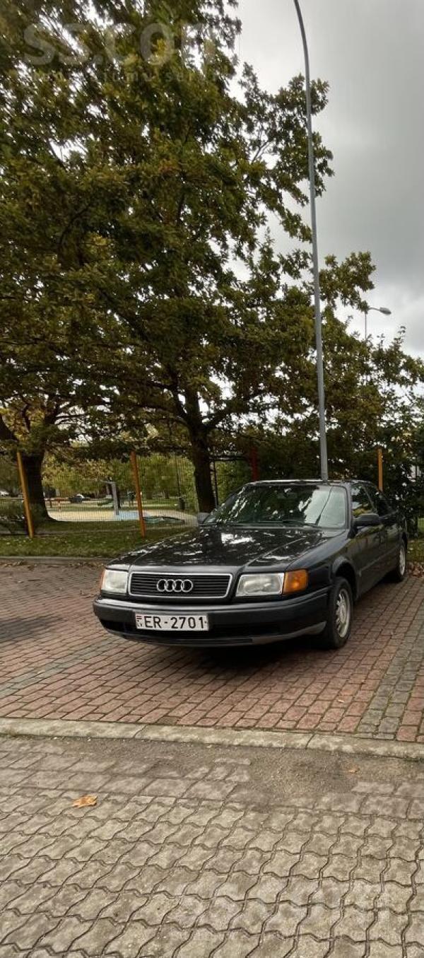 Black Audi 100 1991 in Ventspils, with an engine capacity of 2.00 L and mileage of 209 thousand km for 700 €, photo 2 on AUTOMOTO.COM.LV
