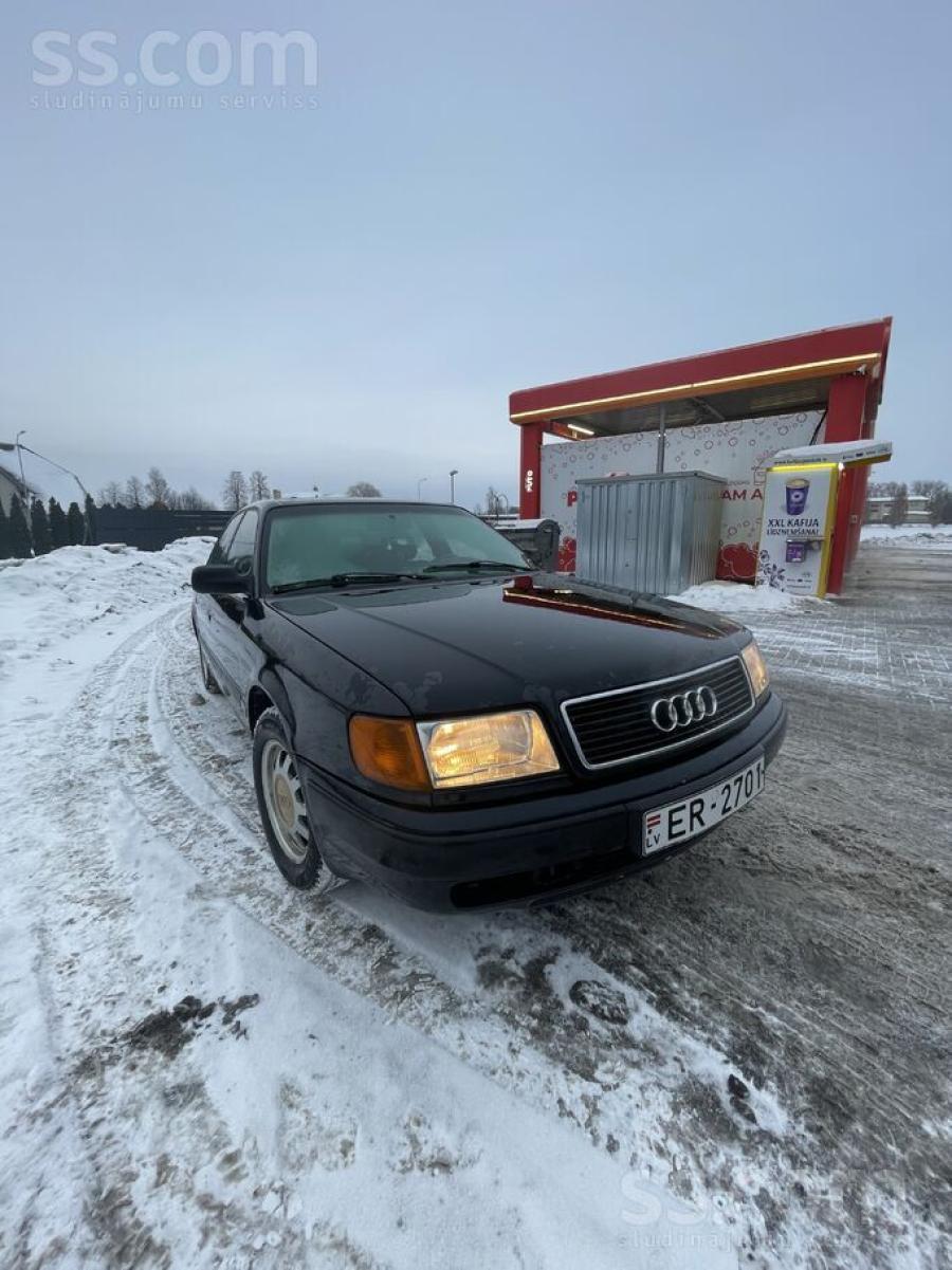 Black Audi 100 1991 in Ventspils, with an engine capacity of 2.00 L and mileage of 209 thousand km for 700 €, photo 5 on AUTOMOTO.COM.LV